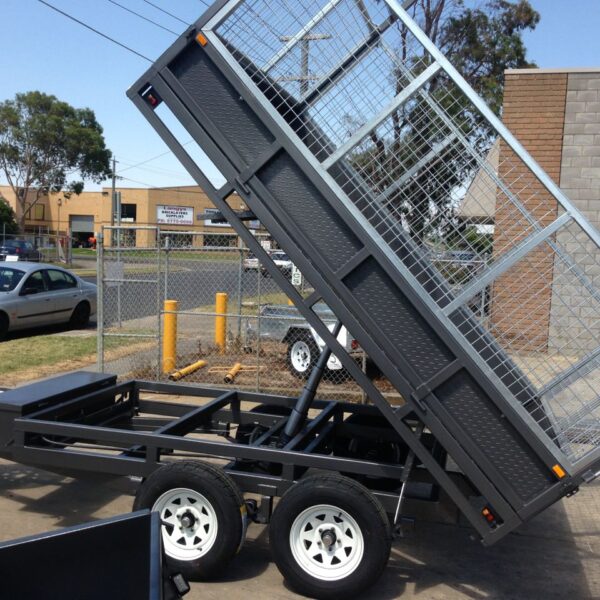 12x7 Flat Top Hydraulic Tipper Tandem | U Beaut Trailers